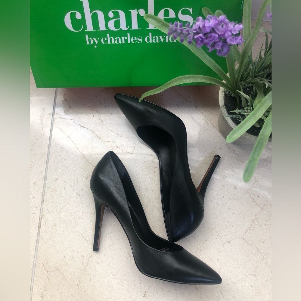 Charles By Charles David Pac Pump. - Gem